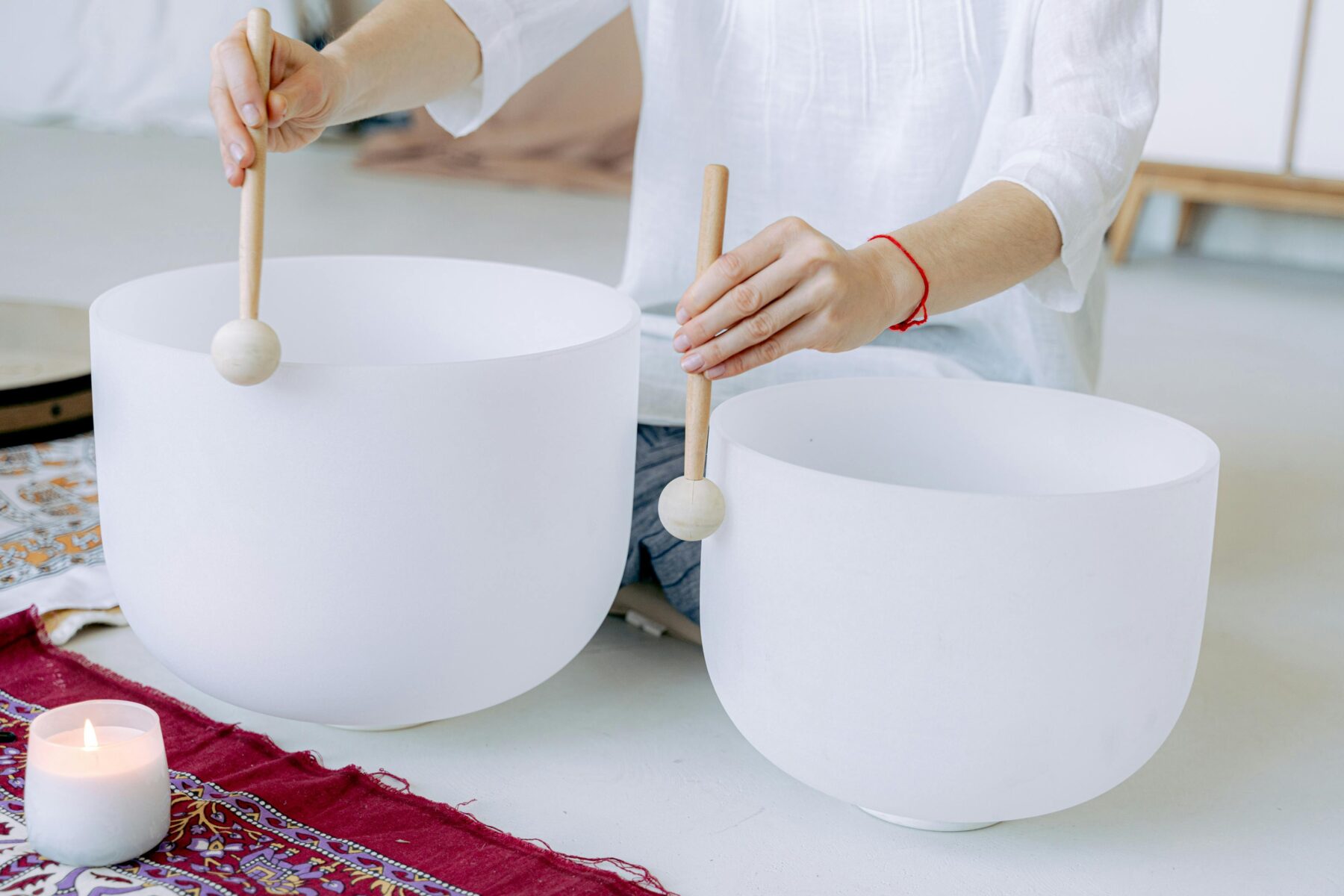 Manifesting 2025: Sound Bath with Crystal Singing Bowls – The Drive